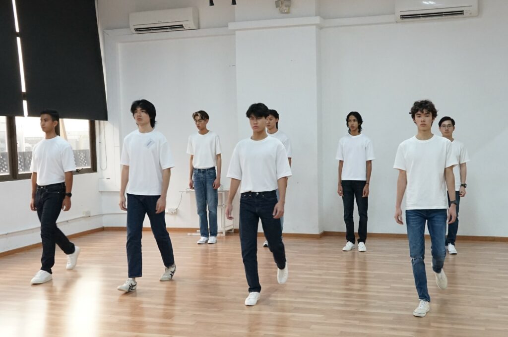 Professional Modelling Course专业模特培训课程 – Basic Academy